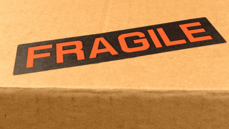 Understanding Shipping Labels: A Complete Guide